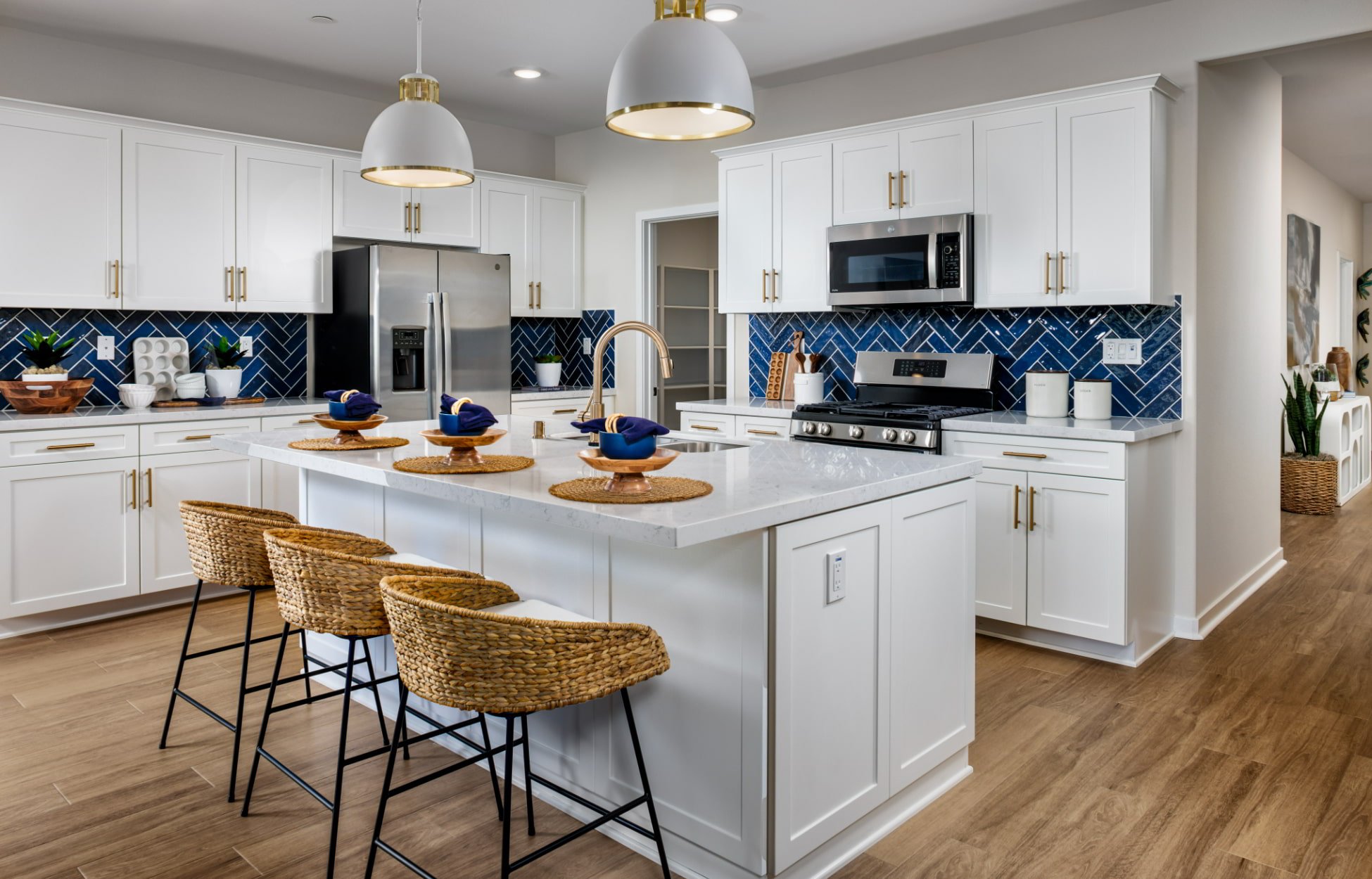 06_Linwood_Wildrose_Kitchen