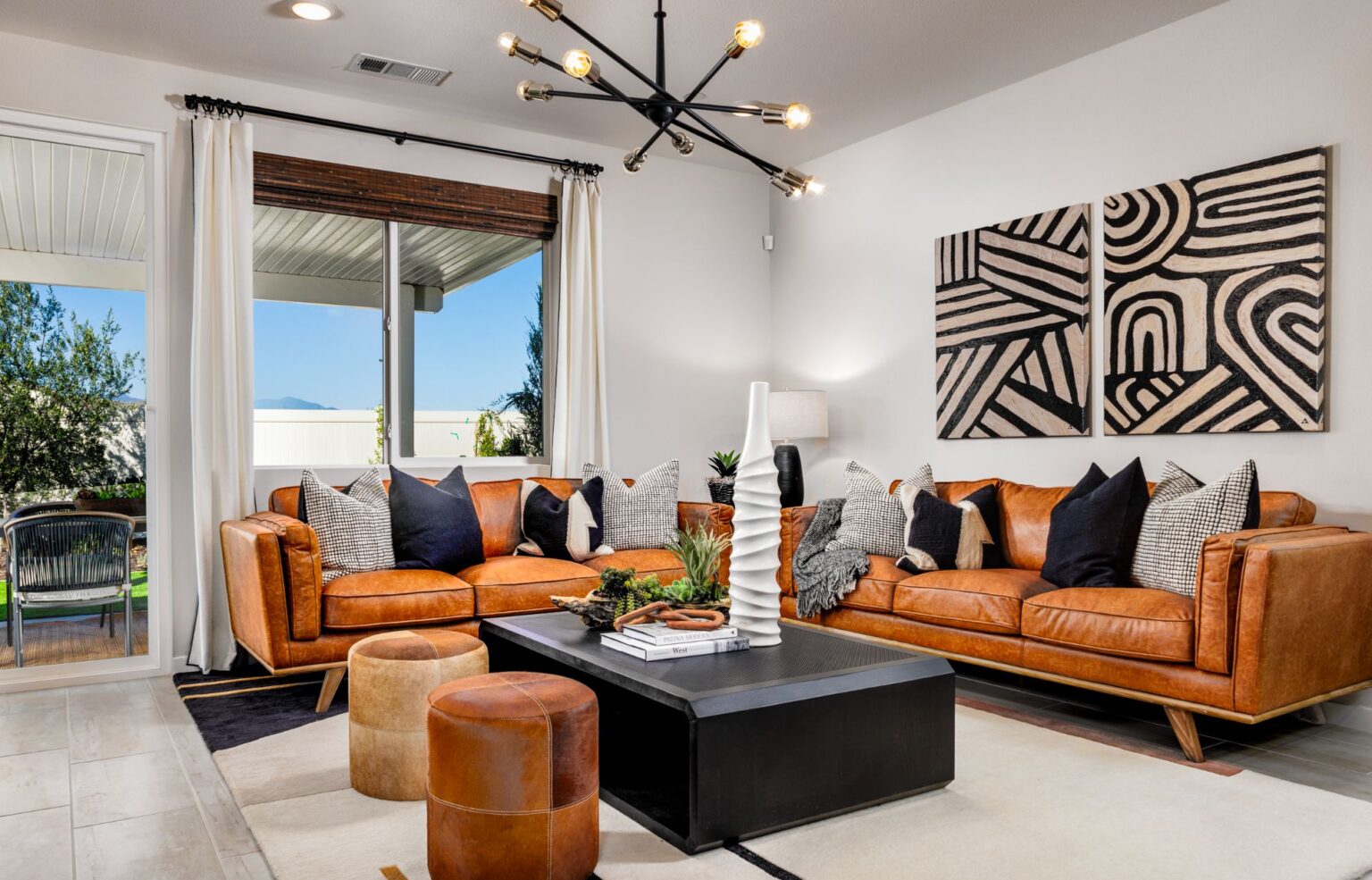 06_Rosetta_Alder_Family Room