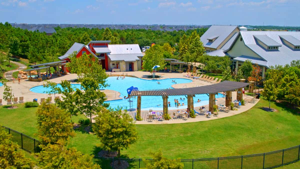 Cross Creek Ranch Amenities | Pool