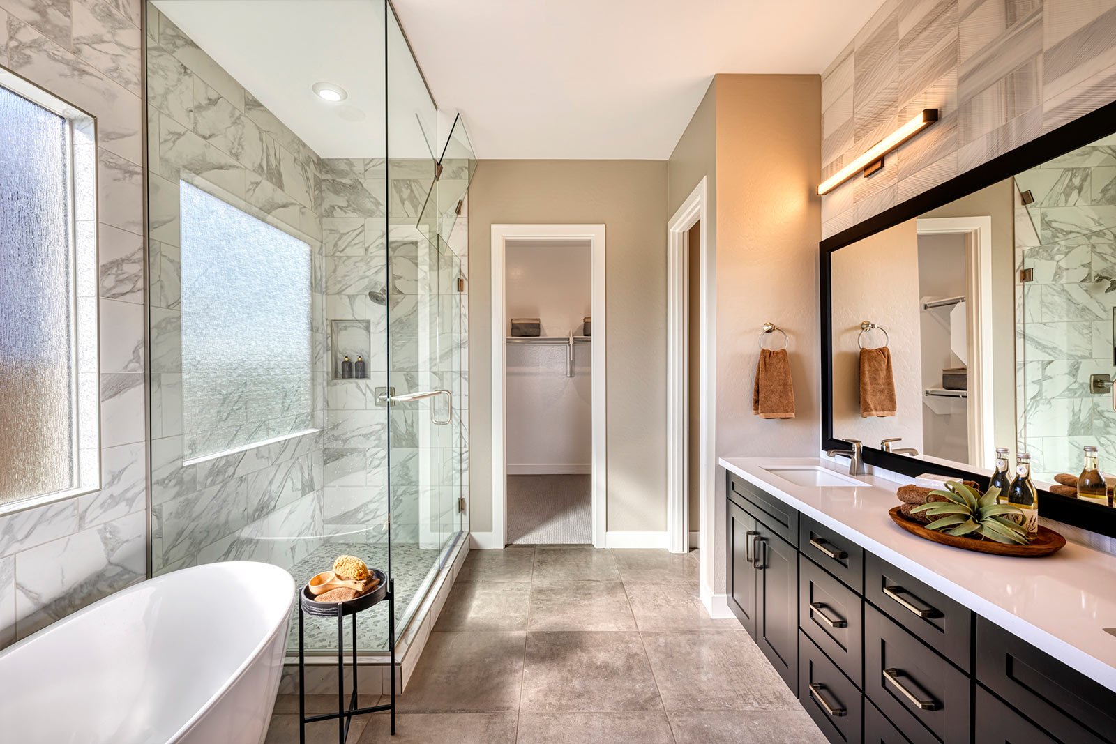 Canastero-Waterston-Central-Model-Elden-302-Primary-Bath