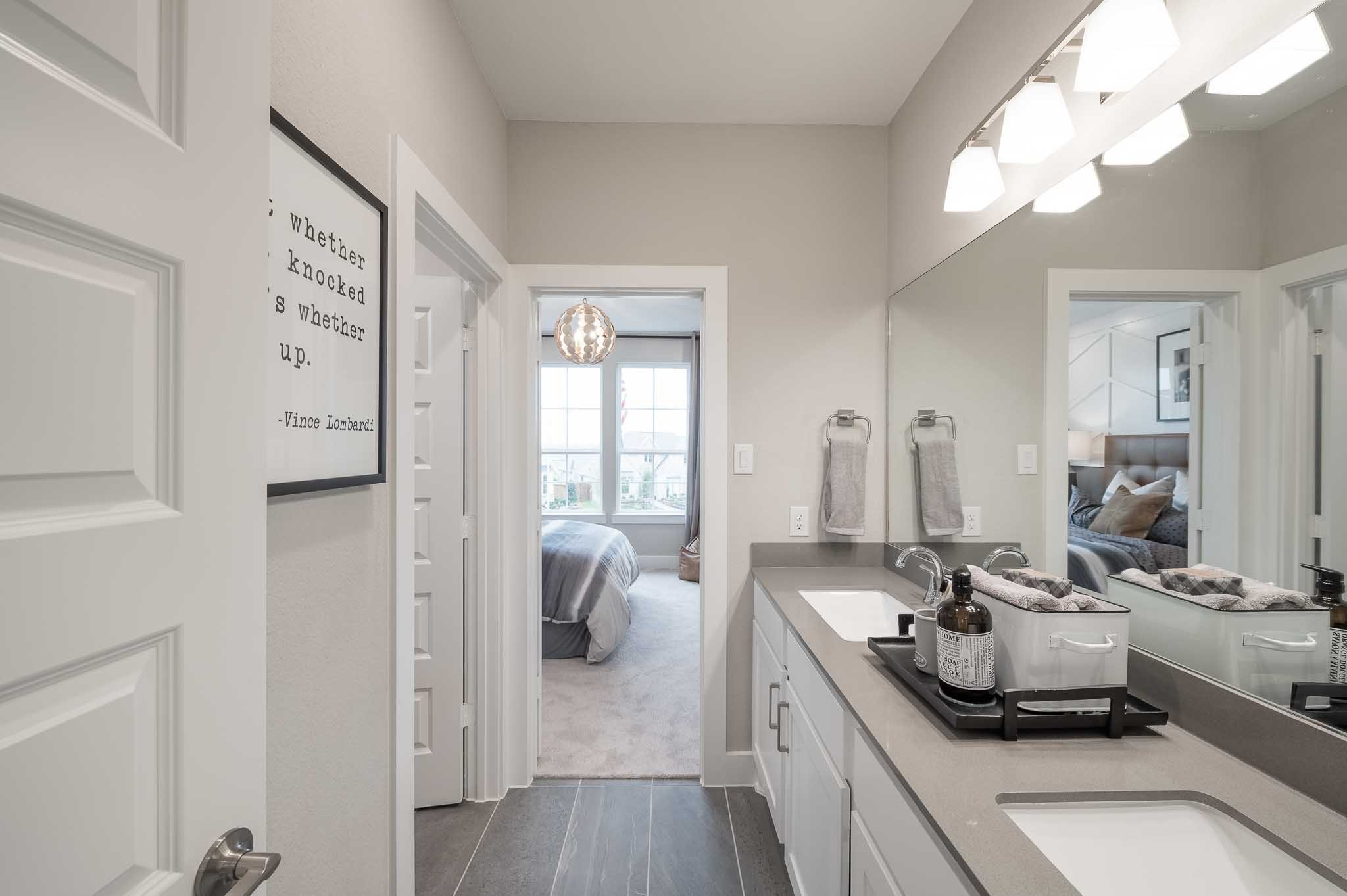 Dunham Pointe 80' | Milan Model