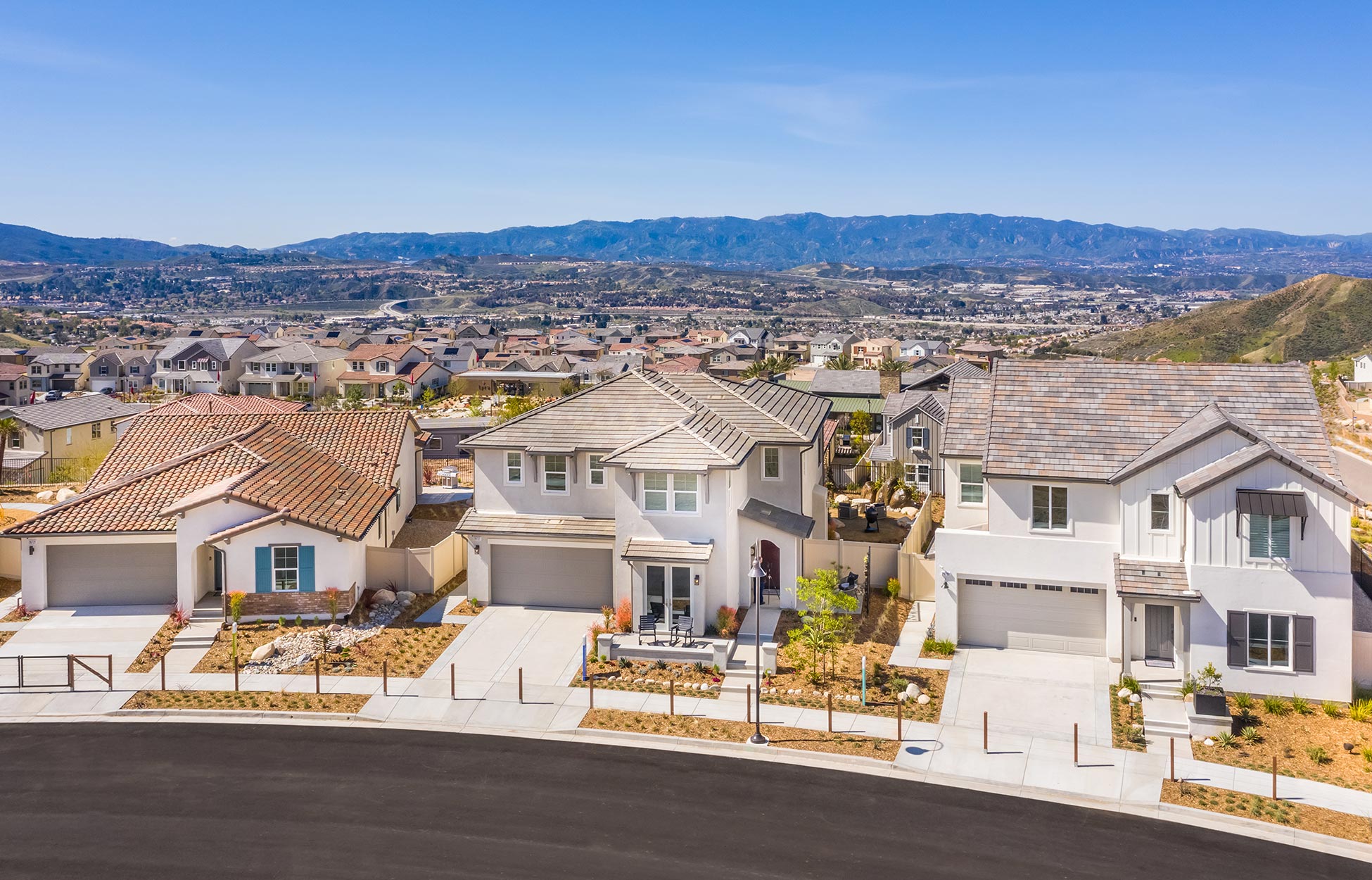 Luna at Skyline Santa Clarita CA