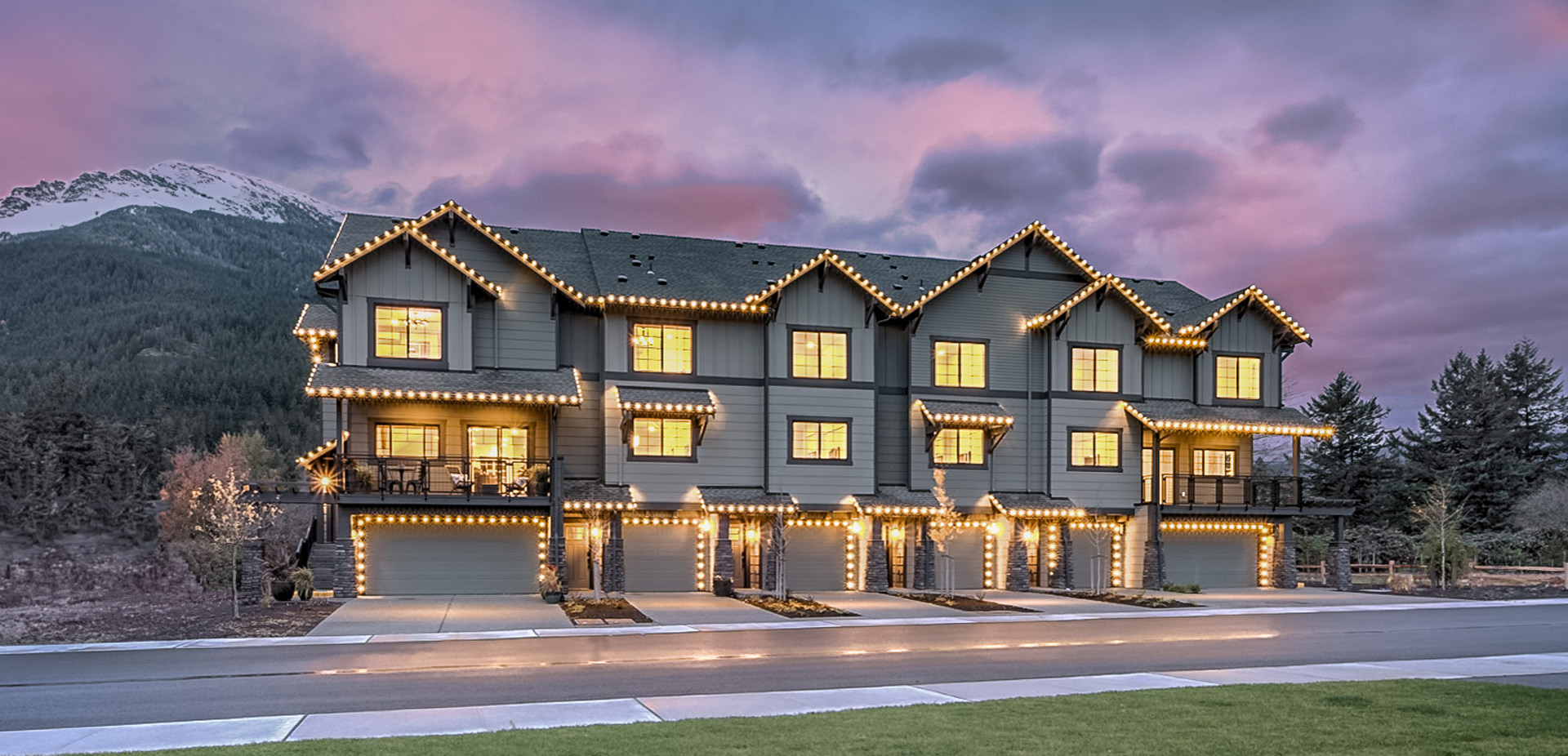 Timberstone Model Building 11 with Holiday Lighting