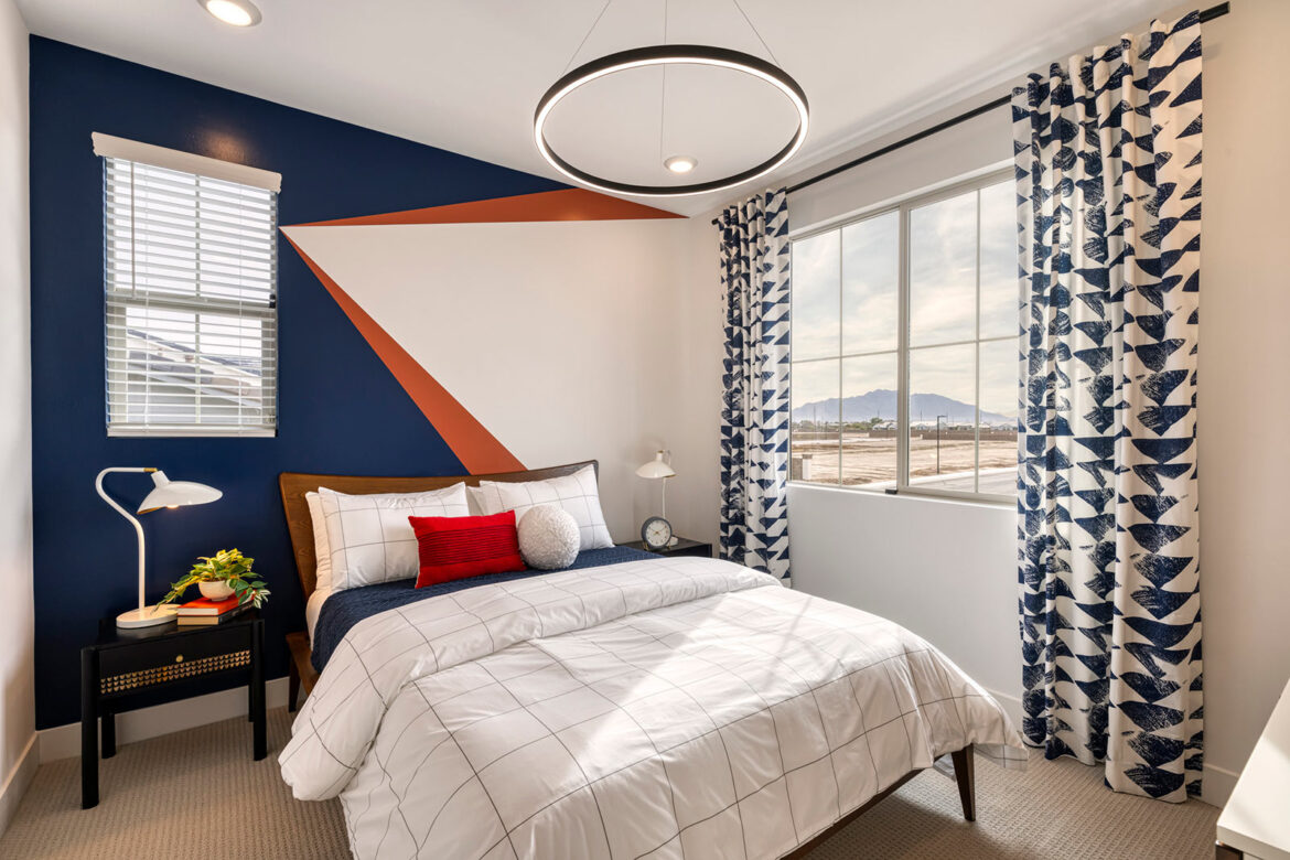 Brambling at Waterston Central