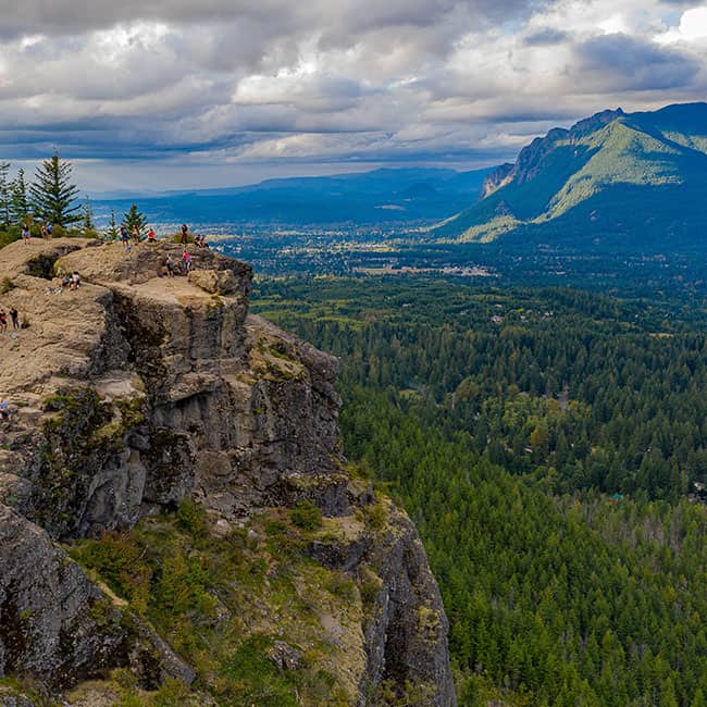 Rattlesnake Ledge view point overlooking Snoqualmie Valley